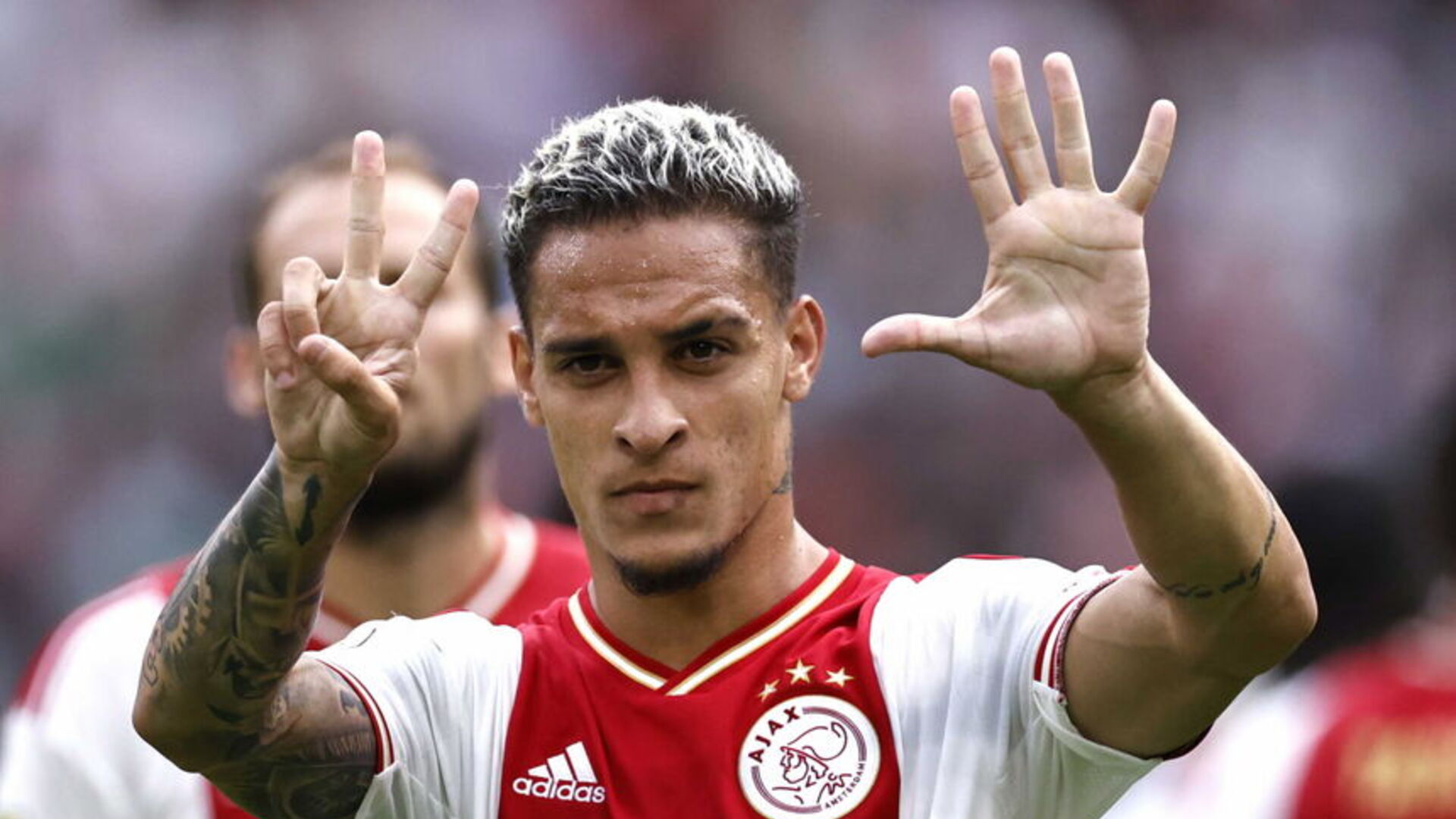 Oficjalnie: Antony przeszedł z Ajaxu do Manchesteru United - Sport ...